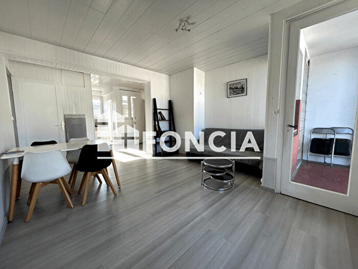 Appartement à vendre - Royan, Centre-ville - 3 pièces - 2 chambres