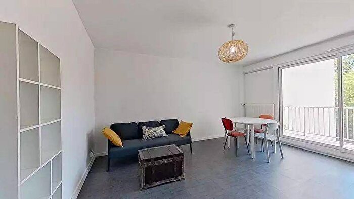 Appartement à louer - Ivry-sur-Seine - 2 pièces - 1 chambre