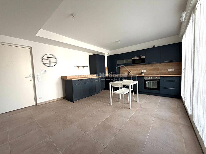 Centre, Miramas : Appartement 2 pièces à louer