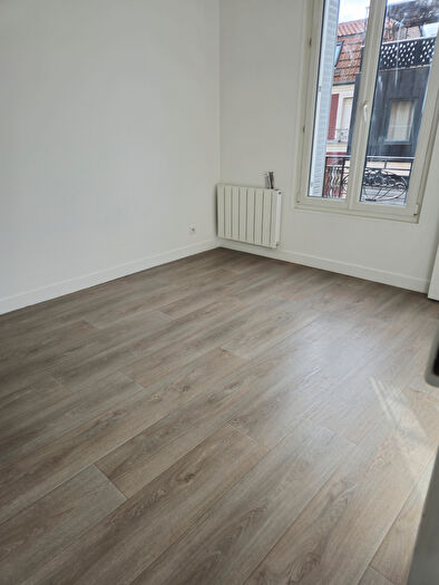 Appartement à louer - Saint-Ouen, Rosiers, Les Puces - 2 pièces - 1 chambre