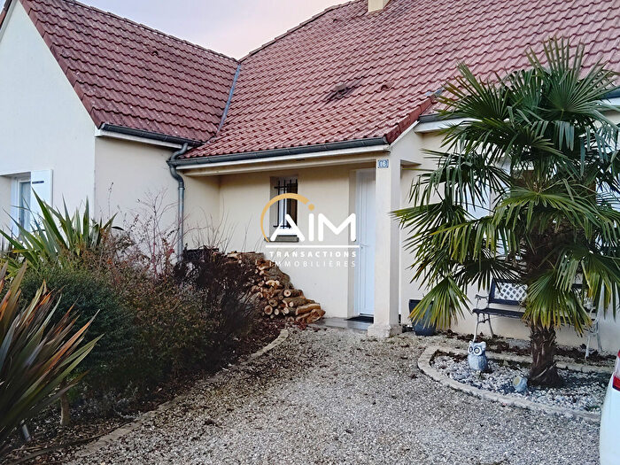 Maison à vendre - Saint-Denis-les-Ponts - 6 pièces - 5 chambres