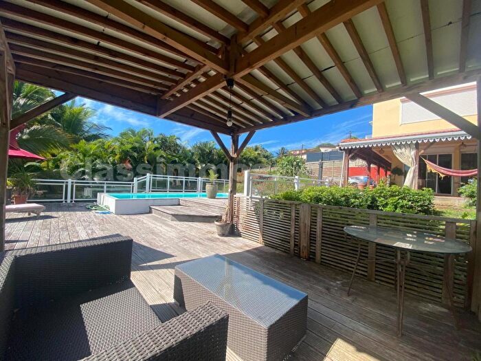 Maison à vendre - Fort-de-France - 6 pièces - 4 chambres