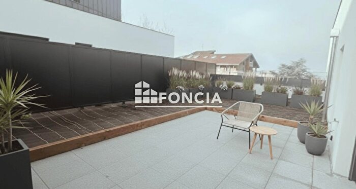 Appartement à vendre - Thonon-les-Bains, Est - 4 pièces - 3 chambres