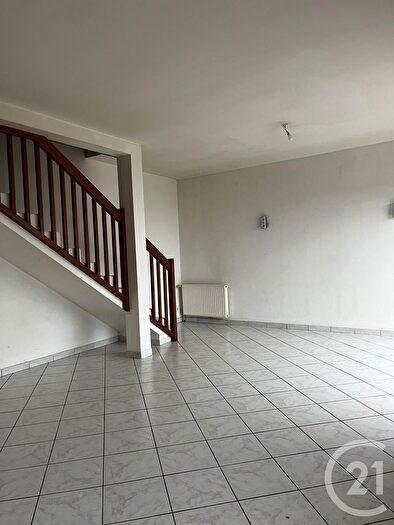 Maison à louer - Aurillac - 6 pièces - 3 chambres