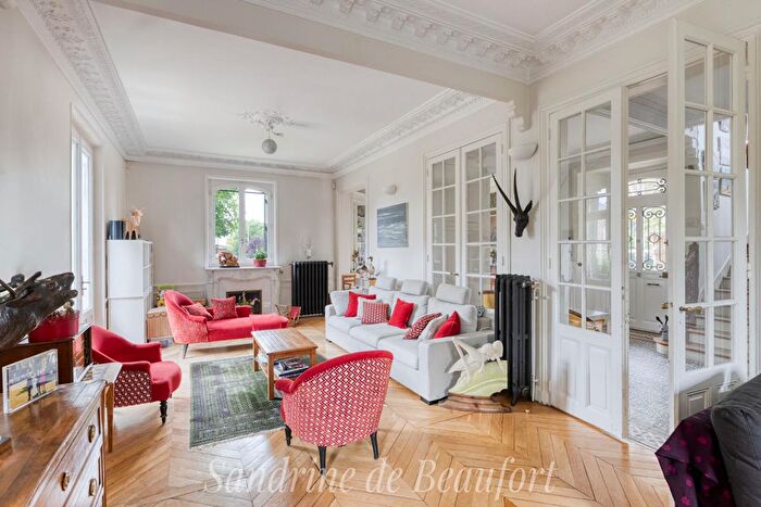 Maison 12 pièces à vendre à Versailles, Clagny Glatigny
