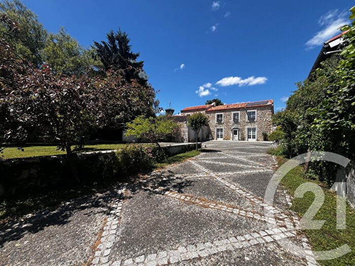 Maison 7 pièces à Saint-Laurent-de-Neste, à vendre