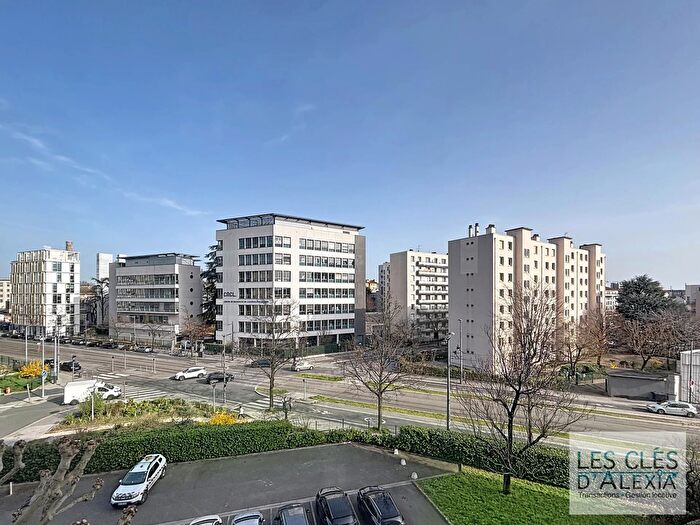 Appartement à vendre - Lyon e , Monplaisir - 4 pièces - 3 chambres