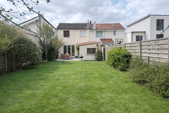 Chatou, Ouest - Maison 5 pièces à vendre