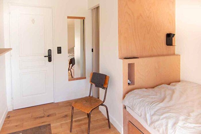 Appartement à louer - Centre Ville, Aubervilliers - 1 pièce