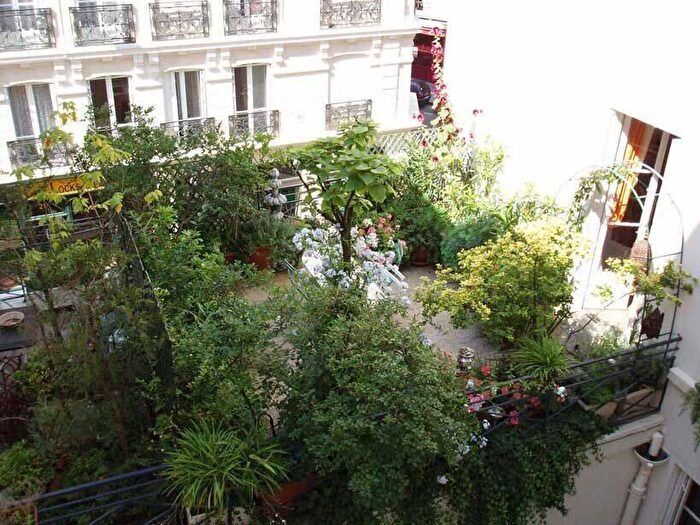 Appartement à louer - Chateau dEau-Lancry, Paris ème arrondissement - 2 pièces - 1 chambre