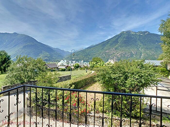 Maison 8 pièces à Saint-Martin-sur-la-Chambre, à vendre