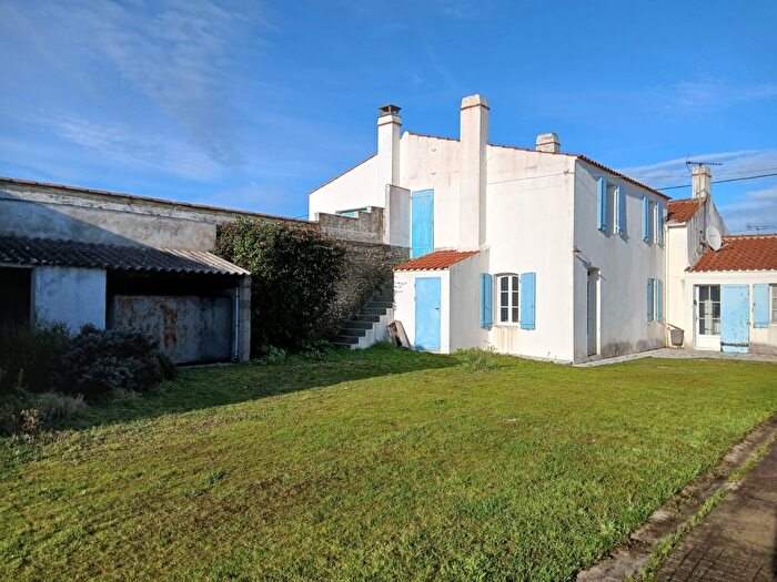 Maison à vendre - Noirmoutier-en-lîle, Centre-ville, Cinq Chemins - 6 pièces - 5 chambres