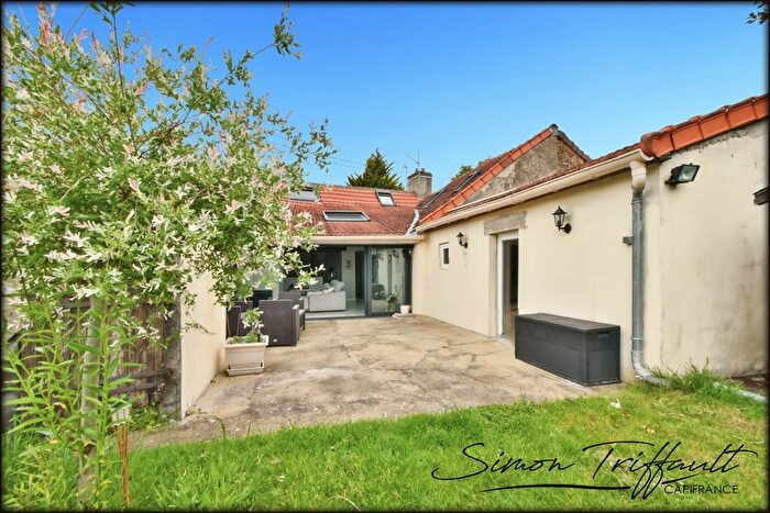 Maison 5 pièces à louer à Courcebufs, Courceboeufs