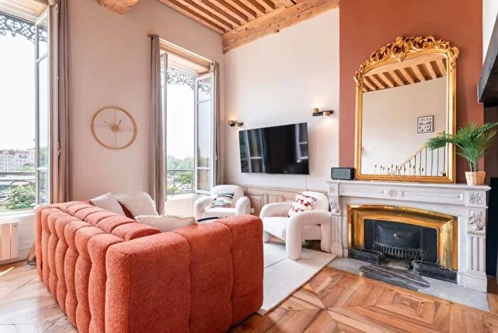 Appartement 2 pièces à Lyon 1er, Bas des Pentes, Presqu'île, à vendre