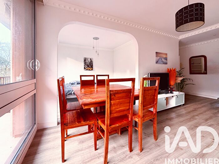 Appartement à vendre - Fontenay-le-Fleury, Croix du Mont - 4 pièces - 3 chambres