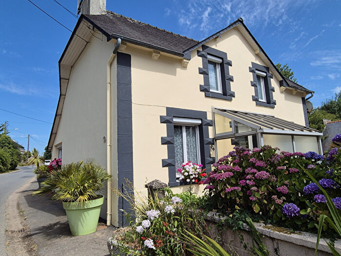 Saint-Gilles-Vieux-Marché : Maison 4 pièces à vendre
