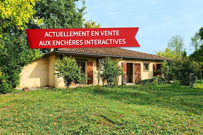 Maison à vendre - Saint-Christoly-de-Blaye - 6 pièces - 4 chambres