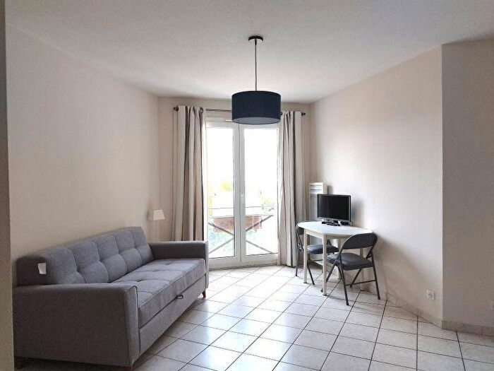 Appartement à louer - Bourg-en-Bresse - 1 pièce