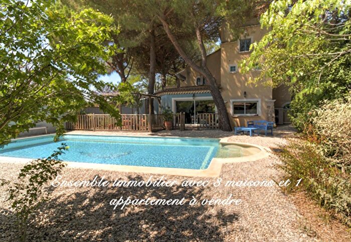 Maison à vendre - Saint-Marcel-dArdèche - 9 pièces - 7 chambres