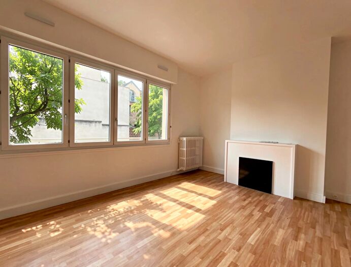 Appartement à louer - Arcueil, Jules Ferry - 3 pièces - 2 chambres