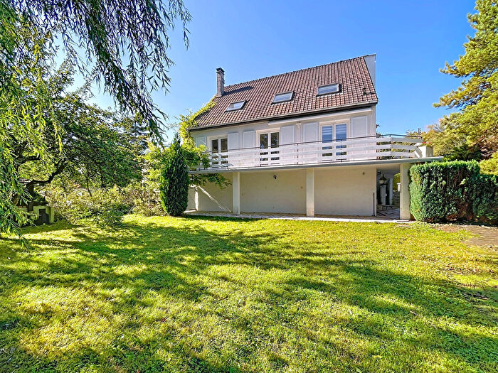 Maison 6 pièces à Beynes, à vendre