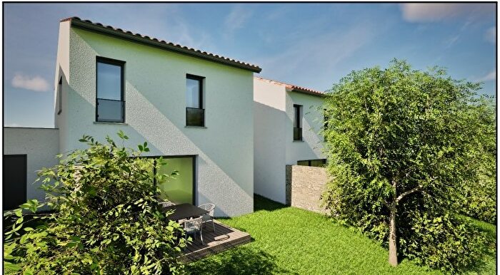 Maison à vendre - LIsle-Jourdain - 4 pièces - 3 chambres