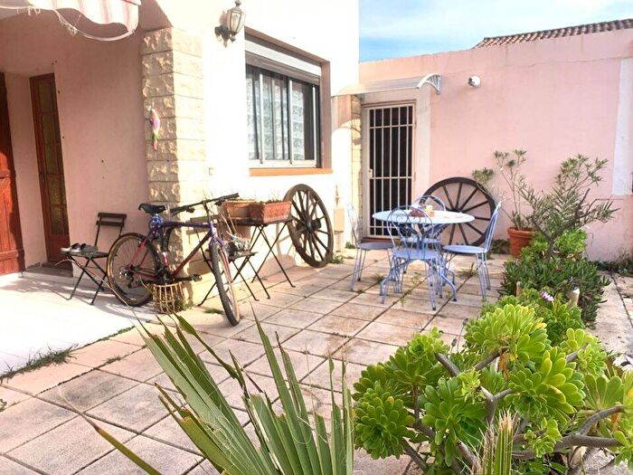 Appartement à louer - Frontignan - 6 pièces - 4 chambres