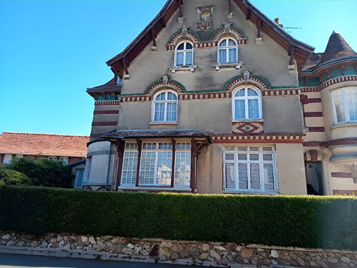 Maison 14 pièces à Yvetot, à vendre