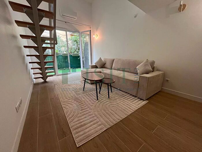 Appartement à vendre - Nice, Madeleine - 2 pièces - 1 chambre