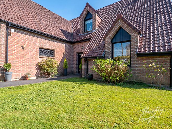 Hem, Centre-ville, Vallée, Bifur : Maison 9 pièces à vendre