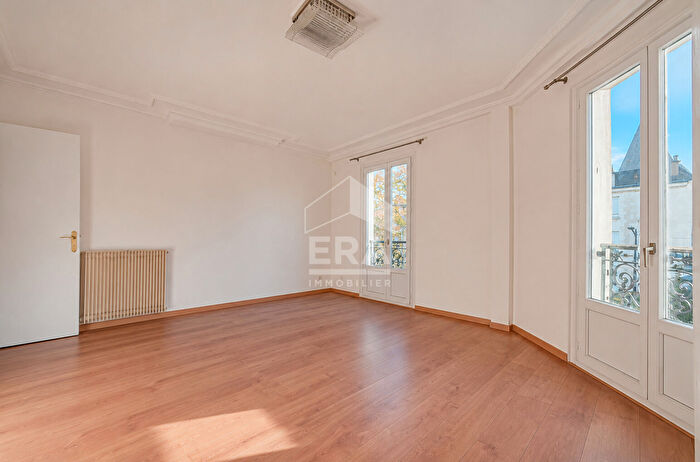 Clichy, République, Victor Hugo - Appartement 4 pièces à vendre