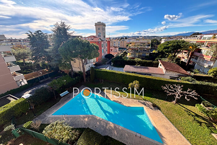 Appartement à vendre - Saint-Laurent-du-Var, Bord de Mer, Port de Plaisance - 3 pièces - 2 chambres