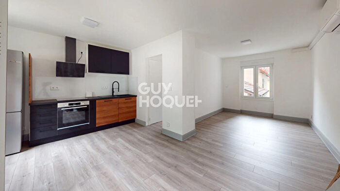 Appartement à louer - Thann - 2 pièces - 1 chambre