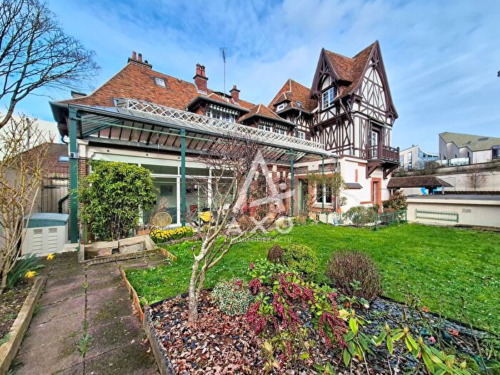 Maison à vendre - Beauvais, Centre-ville - 8 pièces - 5 chambres