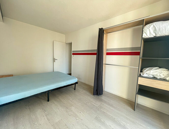 Appartement 4 pièces à Chambéry, Centre-ville, à louer