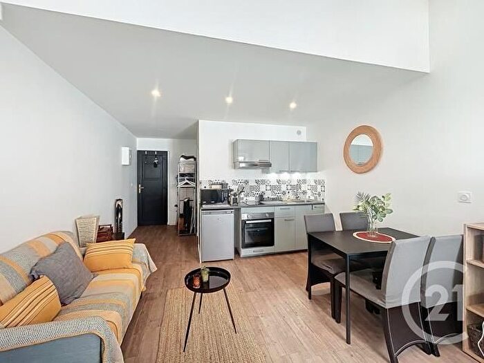 Appartement à vendre - Marseille e , Saint-Victor - 1 pièce