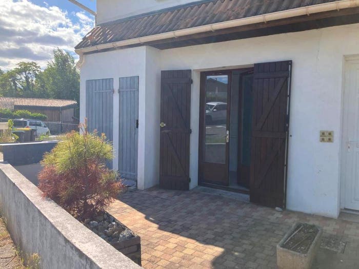 Est, Léognan : Appartement 2 pièces à louer