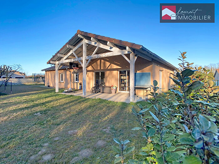 Maison à vendre - Manziat - 6 pièces - 4 chambres