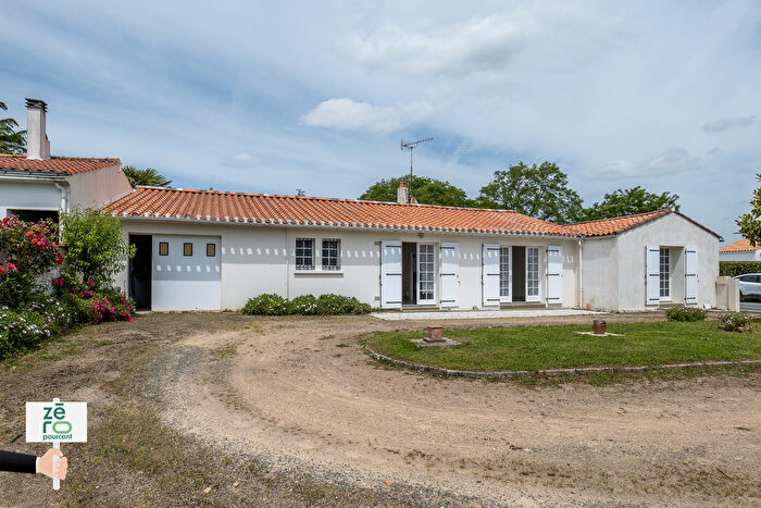 Maisons à vendre et appartements à louer - 1
