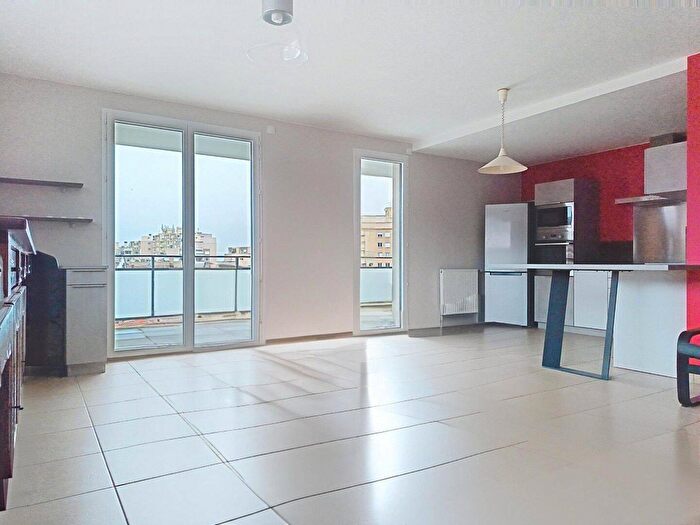 Appartement 3 pièces à louer à Centre Ville Est, Bourgoin-Jallieu
