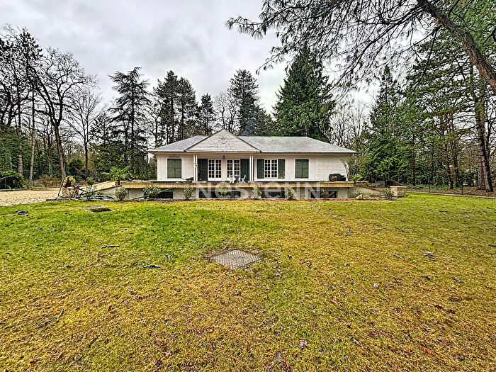 Maison à vendre - Lamorlaye - 6 pièces - 4 chambres