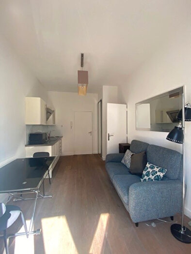 Appartement à louer - Nice, Le Port - 2 pièces - 1 chambre