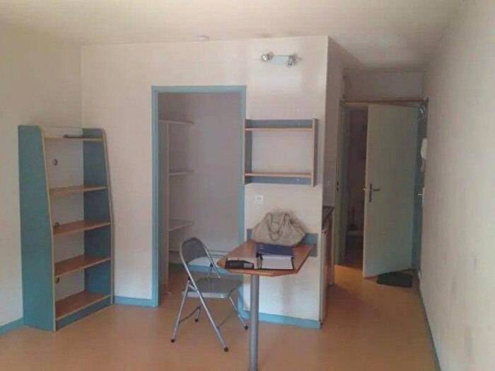 Appartement à louer - Saint-Étienne - 1 pièce