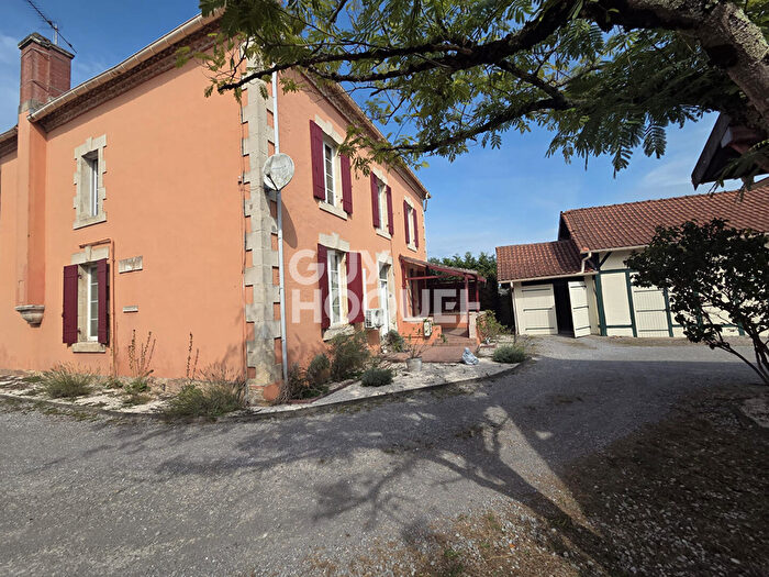 Rion-des-Landes : Maison 8 pièces à vendre