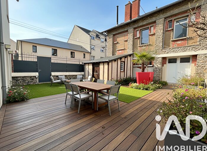 Maison à vendre - Laval, Les Pommeraies - 8 pièces - 4 chambres