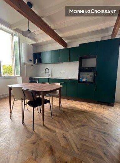 Appartement 3 pièces à Beaucaire, Nîmes, à louer