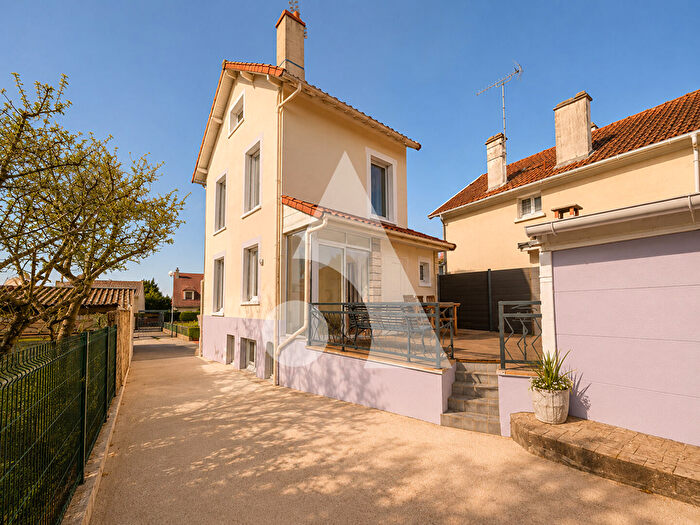 Maison 5 pièces à Montigny-lès-Cormeilles, Village, à vendre
