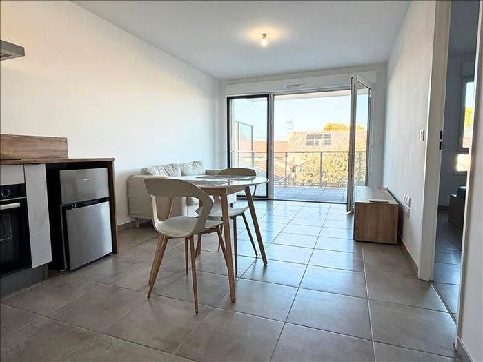 Beausoleil, Nîmes : Appartement 2 pièces à louer