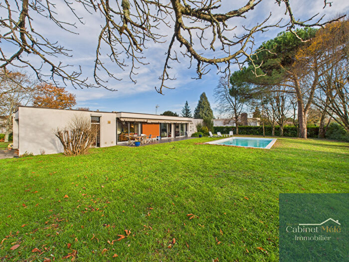 Maison à vendre - Yvrac - 6 pièces - 4 chambres