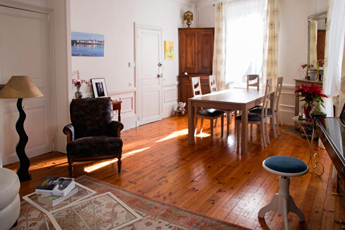 Maison à vendre - Royat - 6 pièces - 4 chambres